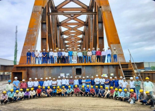 Mumbai – Ahmedabad Bullet Train’s Longest Girder Assembled - The Metro ...